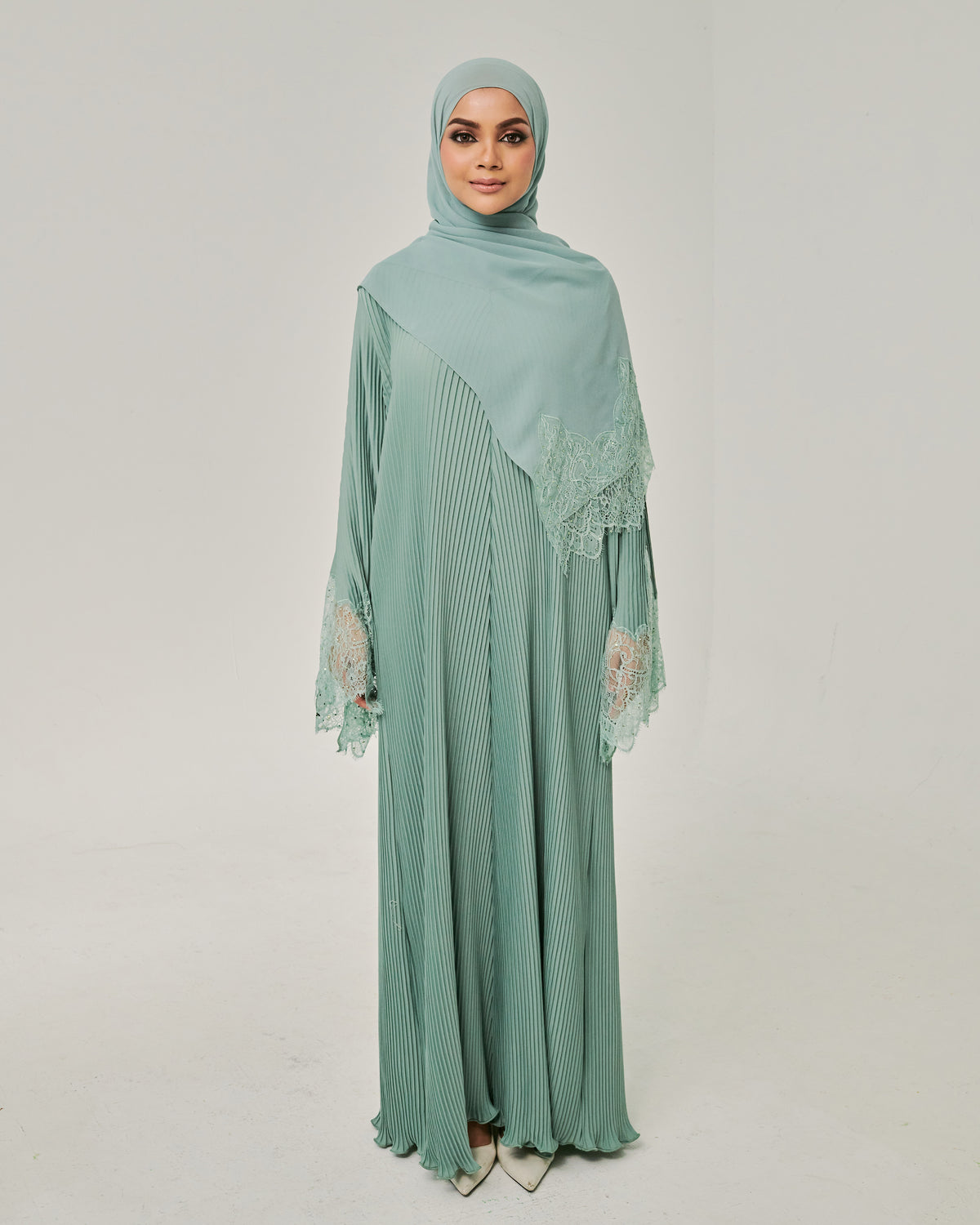 Needha in Sage Green – RAHSAE
